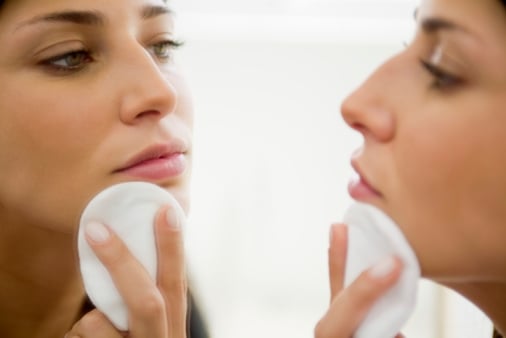 How To Prevent Clogged Pores Skincare Tips Blog By Zenmed